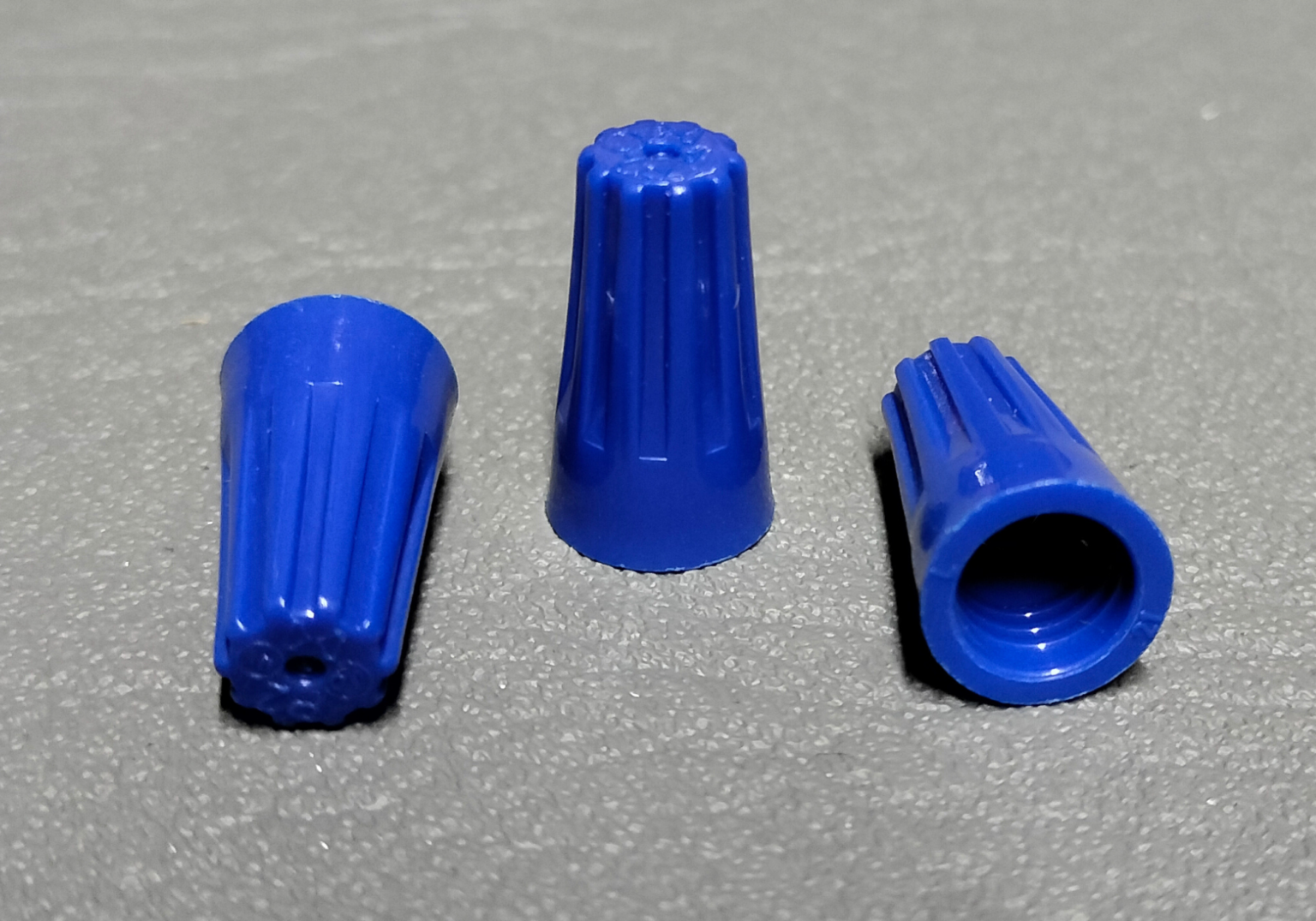 CONECTOR RESORTE AZUL - Fervicom Productos LED Bogotá - Fuentes ...